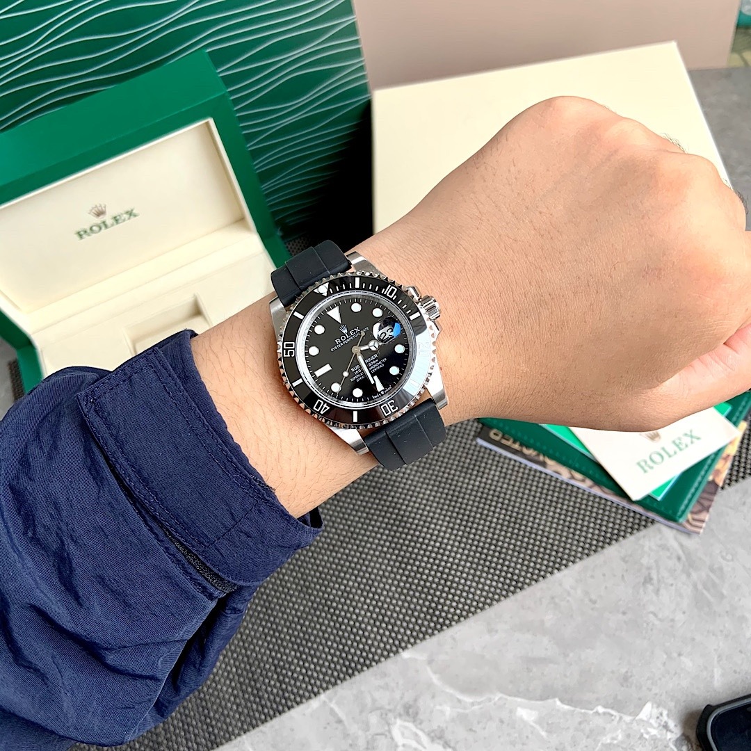 Rolex new generation of the Third Generation Black Sea Dragon model ...