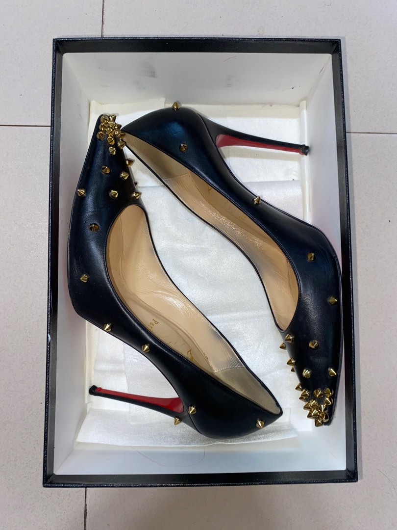 RUSH!!! Christian Louboutin Spike Accents Leather Pumps. (Comes with a ...