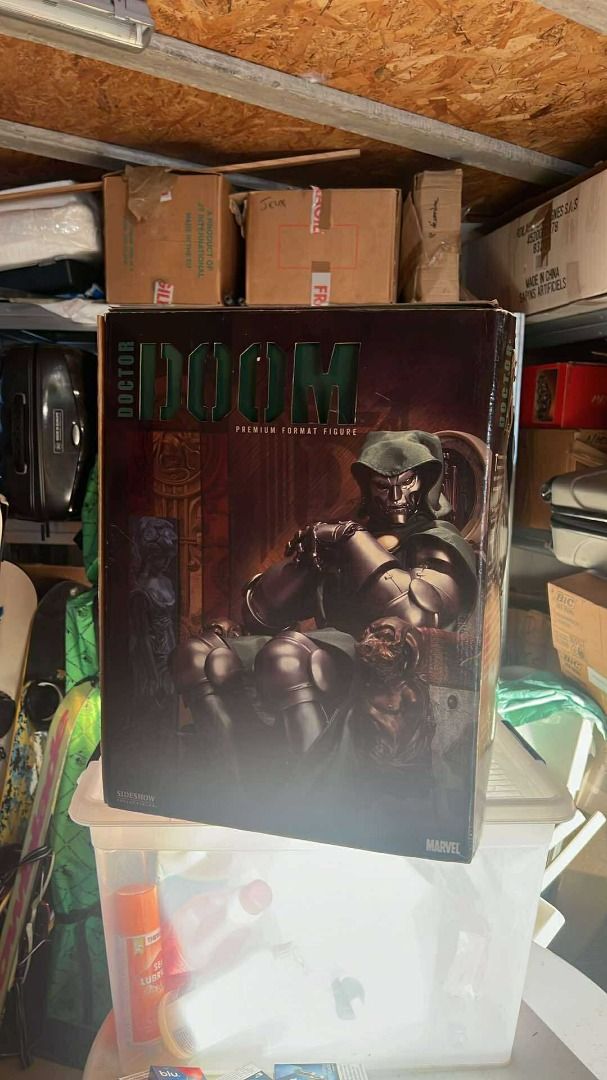 Sideshow Doctor Doom on Throne Regular Edition not Xm Studio, Prime 1 ...