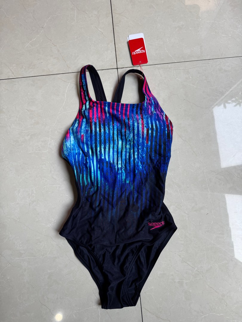 Speedo New with Tag size 32 swimsuit baju renang, Olah Raga, Baju Olahraga di Carousell
