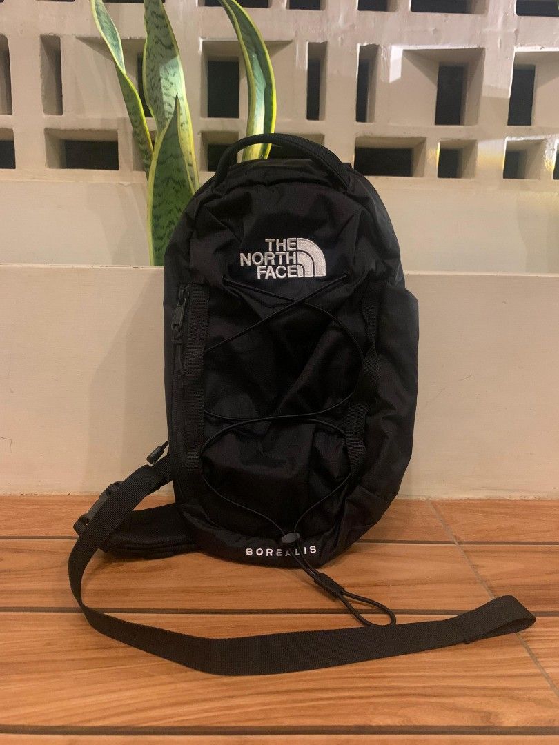 The North Face Borealis Sling Original Baru, Barang Yang Dicari di Carousell