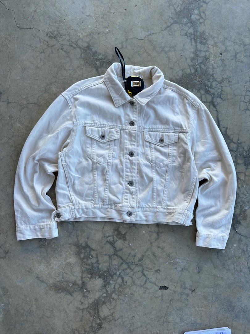 Uniqlo Denim Cream Cropped Jacket, Women's Fashion, Coats, Jackets and ...