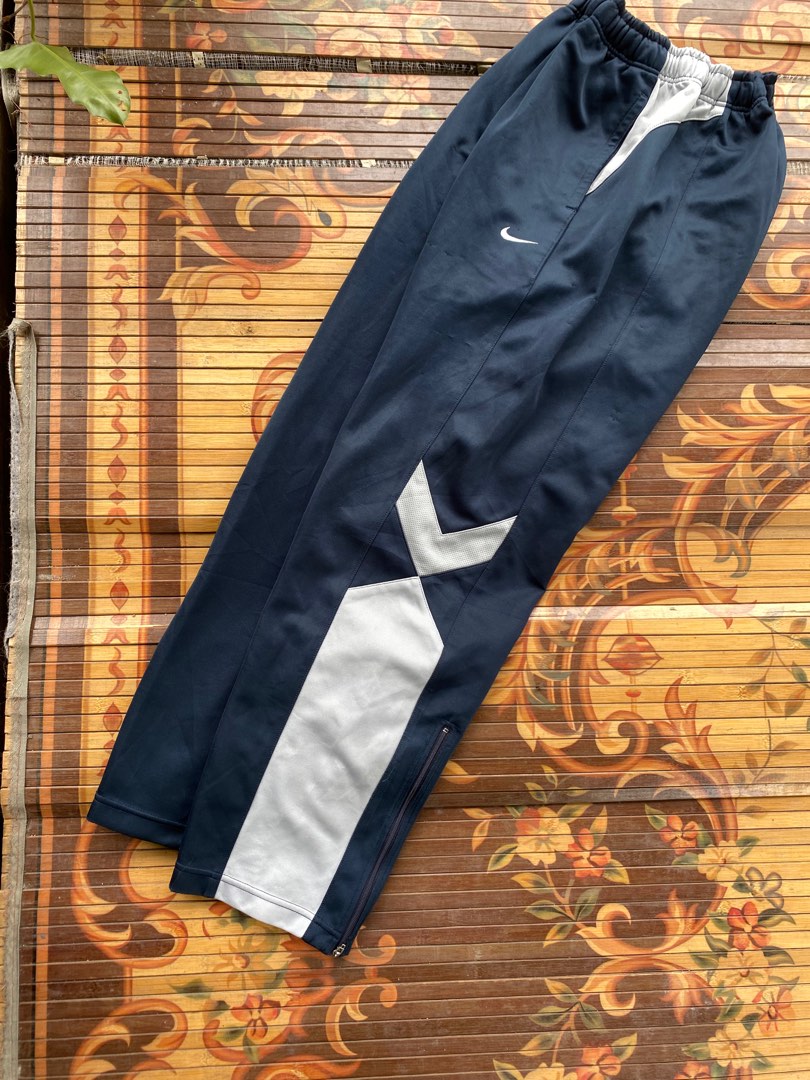 Vintage Nike baggy wide leg track pant seluar sukan, Men's Fashion, Bottoms, Joggers on Carousell