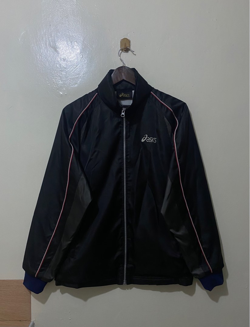 ASICS Windbreaker With Packable Hood, Men's Fashion, Coats, Jackets and ...