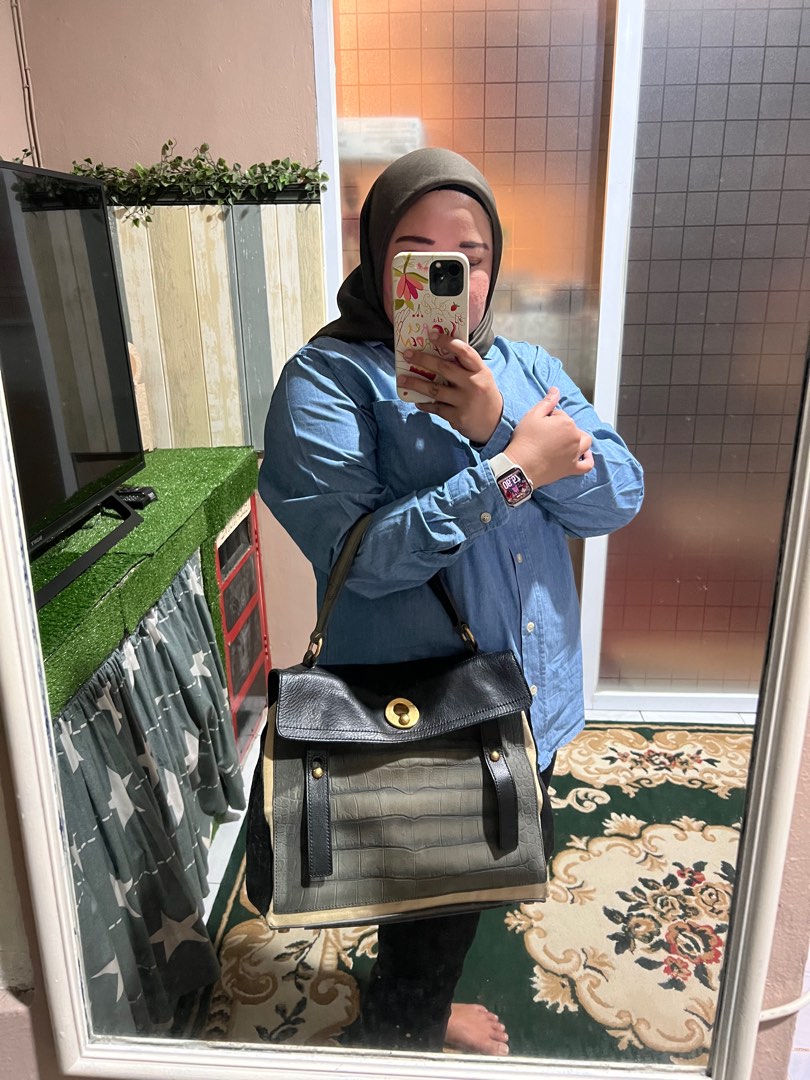 Authentic Ysl muse two, Barang Mewah, Tas & Dompet di Carousell