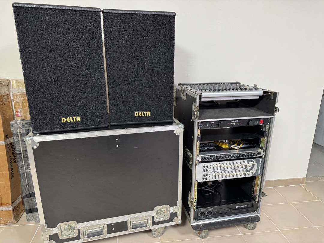 Professional PA Sound System with flight case, Audio, Other Audio ...
