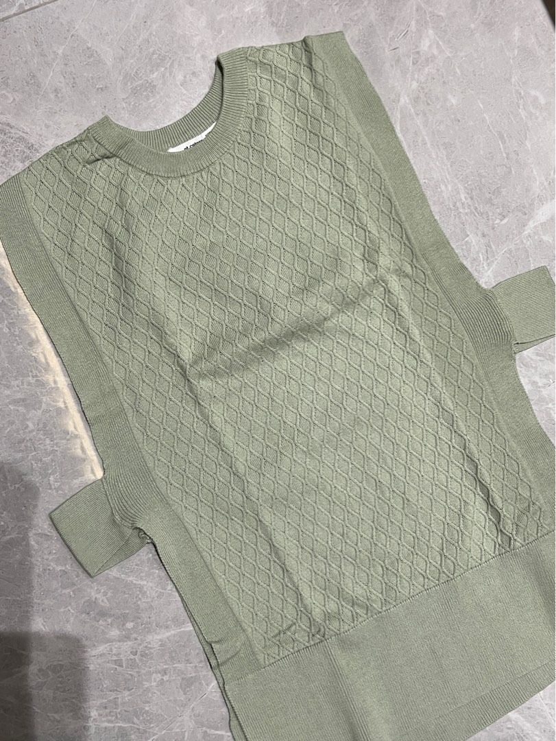 Et cetera sage green vest, Fesyen Wanita, Pakaian Wanita, Atasan di Carousell