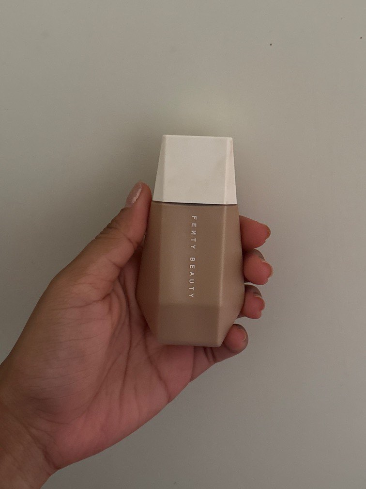 FENTY BEAUTY SKIN TINT (NEW) EAZE DROP BLURRING SKIN TINT, Beauty ...