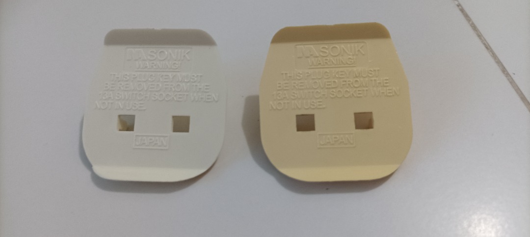 Free 2 pin plug plastic adapter, TV & Home Appliances, Electrical ...