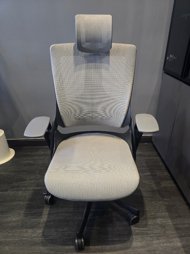 Merryfair Wau 2 Ergonomic Office Chair, Furniture & Home Living ...