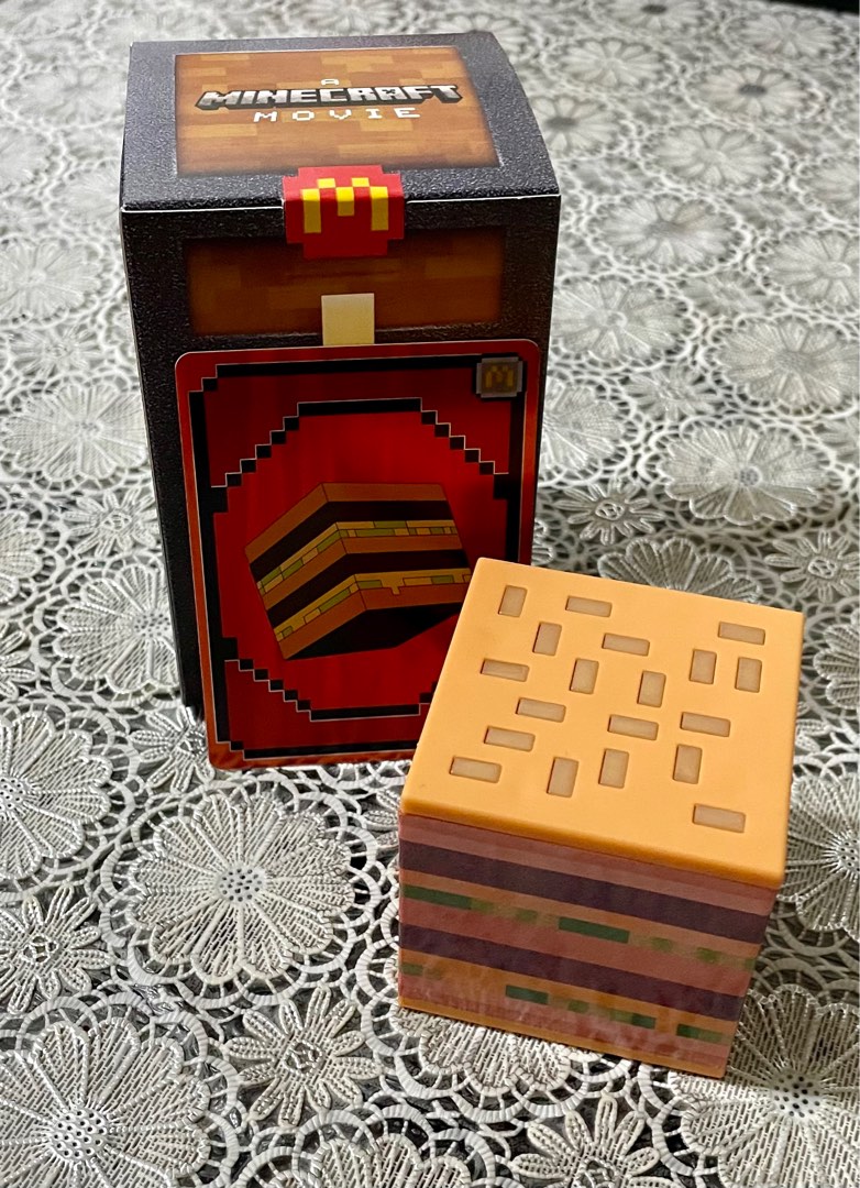 Minecraft Big Mac Crystal w/ unused Code, Hobbies & Toys, Toys & Games ...