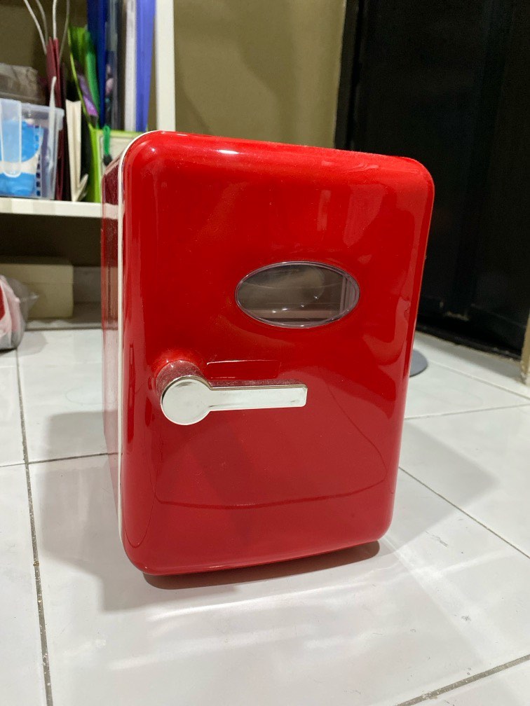 mini fridge for skincare / peti sejuk mini, TV & Home Appliances ...