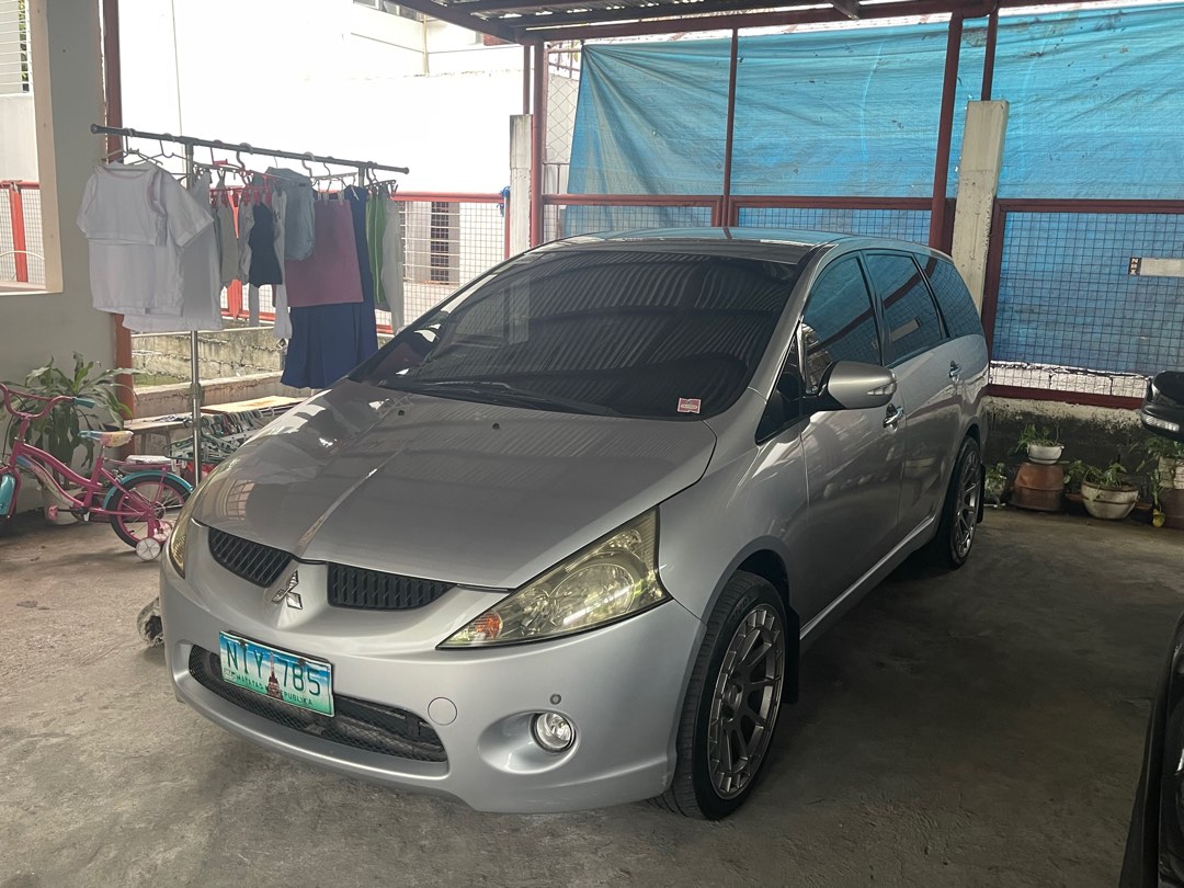 Mitsubishi Grandis 2.4 MIVEC M Premium Edition Auto, Cars for Sale ...