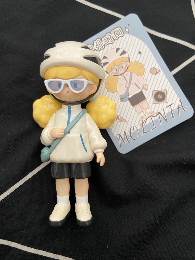 molinta minor holiday outdoor moment finding unicorn blind box, Hobbies ...