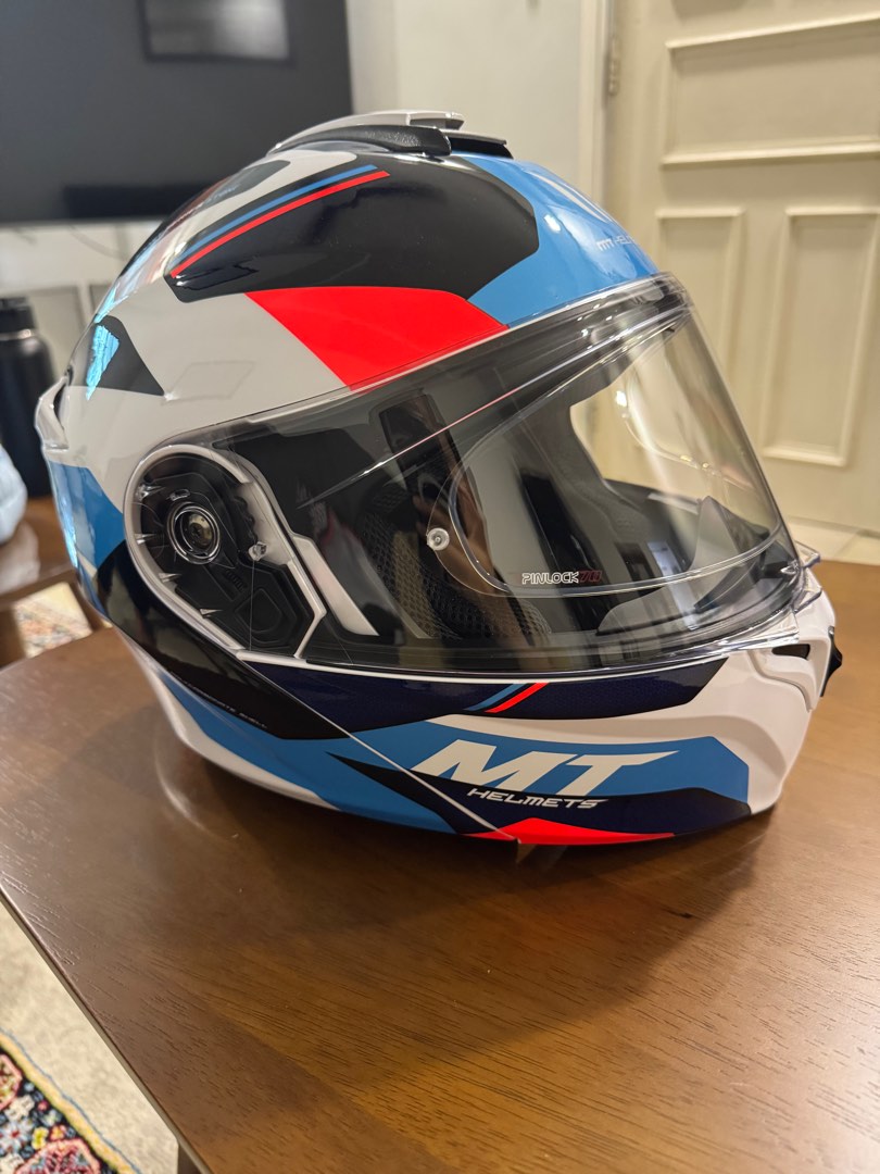 MT Helmet, Motorcycles, Motorcycle Apparel on Carousell