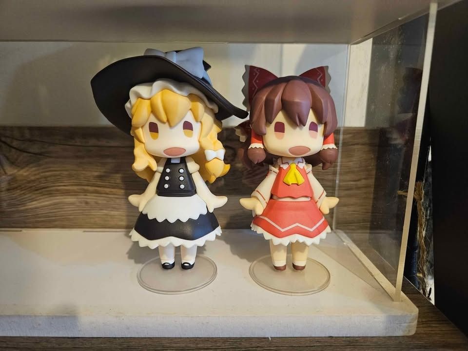 Reimu and Marisa Touhou Project Set (Good Smile Hello!), Hobbies & Toys ...