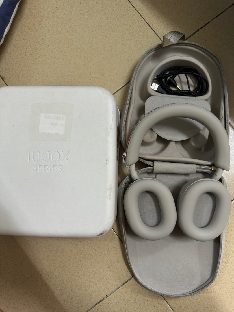 Sony XM5 Full Set Original, Audio, Headphones & Headsets on Carousell