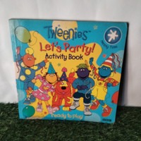 TWEENIES LET'S PARTY ACTIVITY BOOK, Buku & Alat Tulis, Buku di Carousell