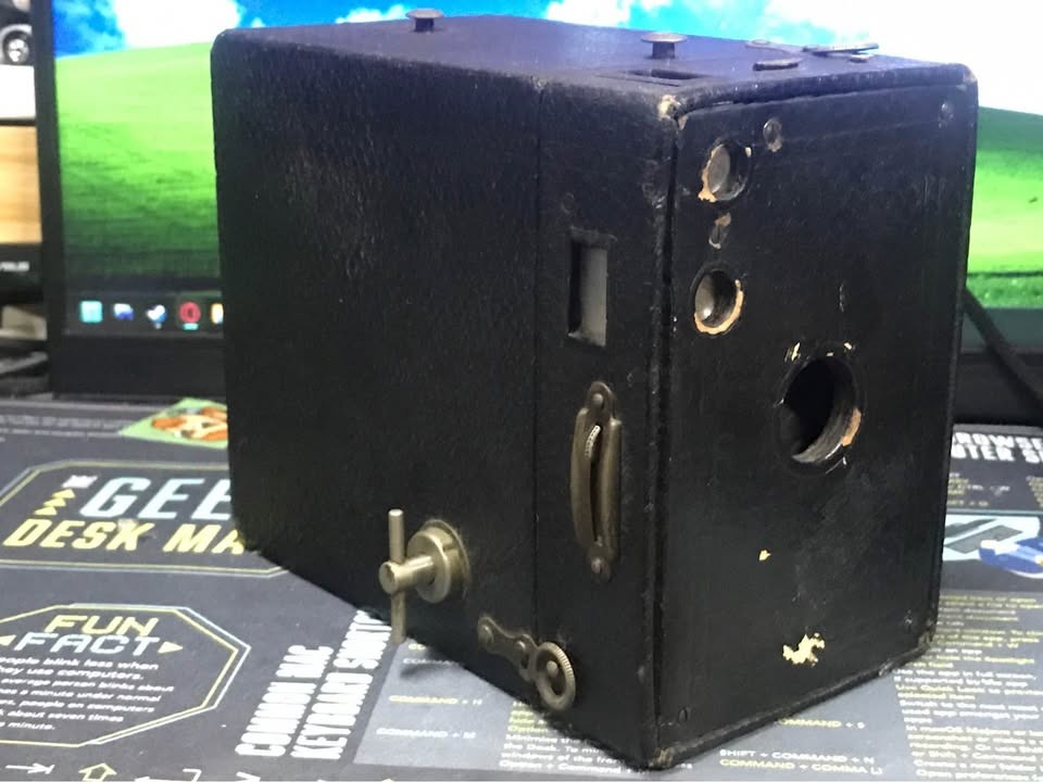 1916 Kodak Brownie No. 2a Box Camera, Photography, Cameras on Carousell
