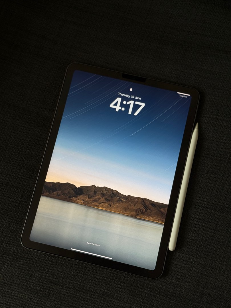 Apple iPad Air (5th Gen), Computers & Tech, Laptops & Notebooks on ...