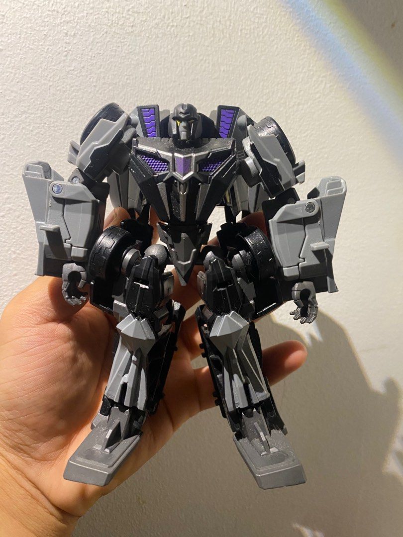Barricade/ Gamer Edition, Hobbies & Toys, Toys & Games on Carousell