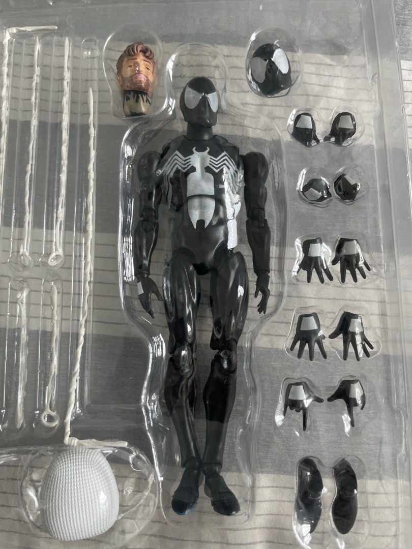 Bootleg Mafex CT TOYS Symbiote spiderman, Hobbies & Toys, Toys & Games ...