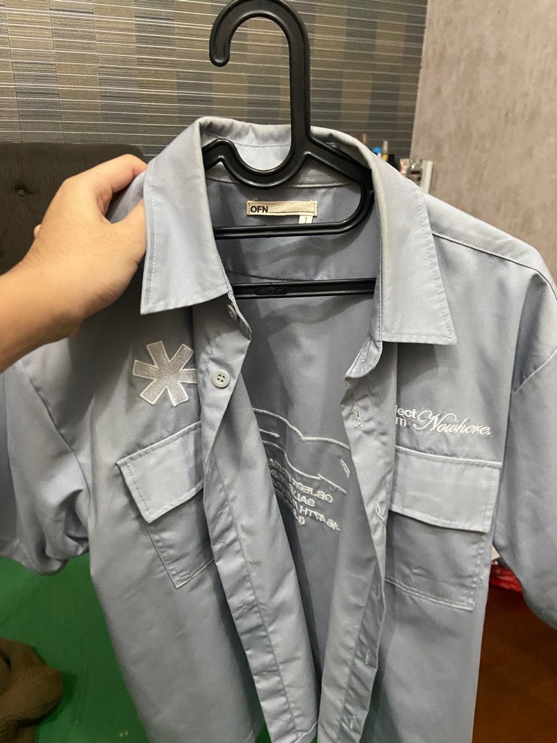 BOXY WORKSHIRT PRIA, Fesyen Pria, Pakaian , Atasan di Carousell