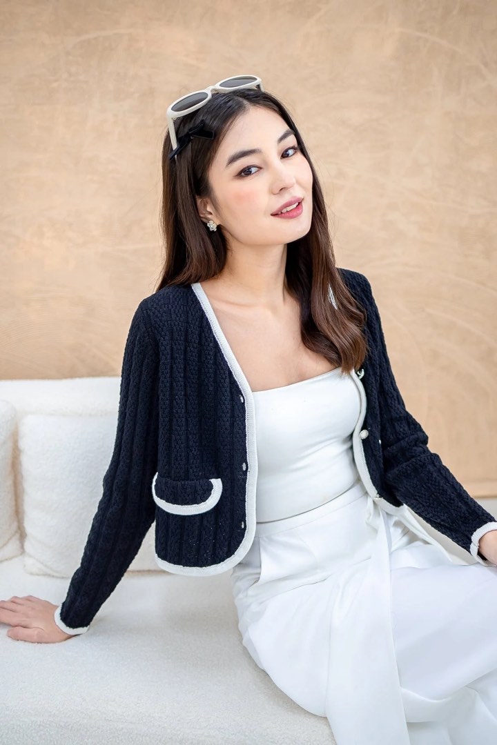 CARLY CONTRAST CARDIGAN IN BLACK, Women's Fashion, Coats, Jackets and ...