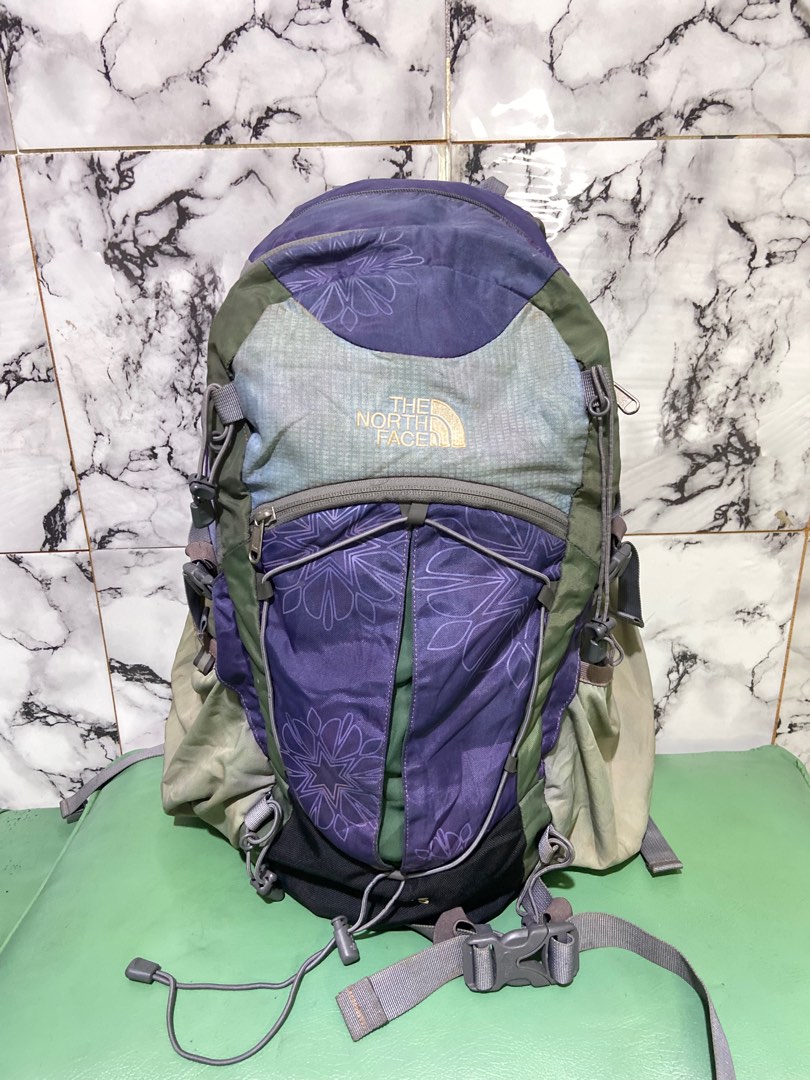 Original Carrier TNF DLL, Barang Mewah, Tas & Dompet di Carousell