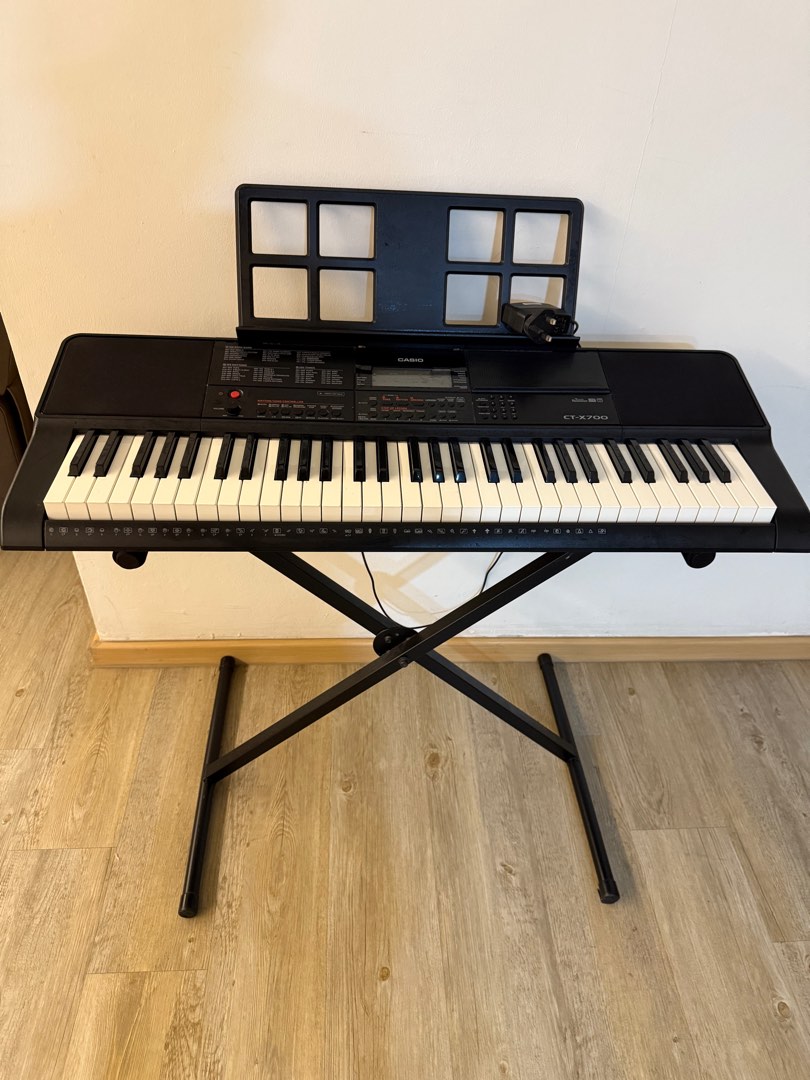 Casio keyboard ct-x700, Hobbies & Toys, Musical Instruments on Carousell