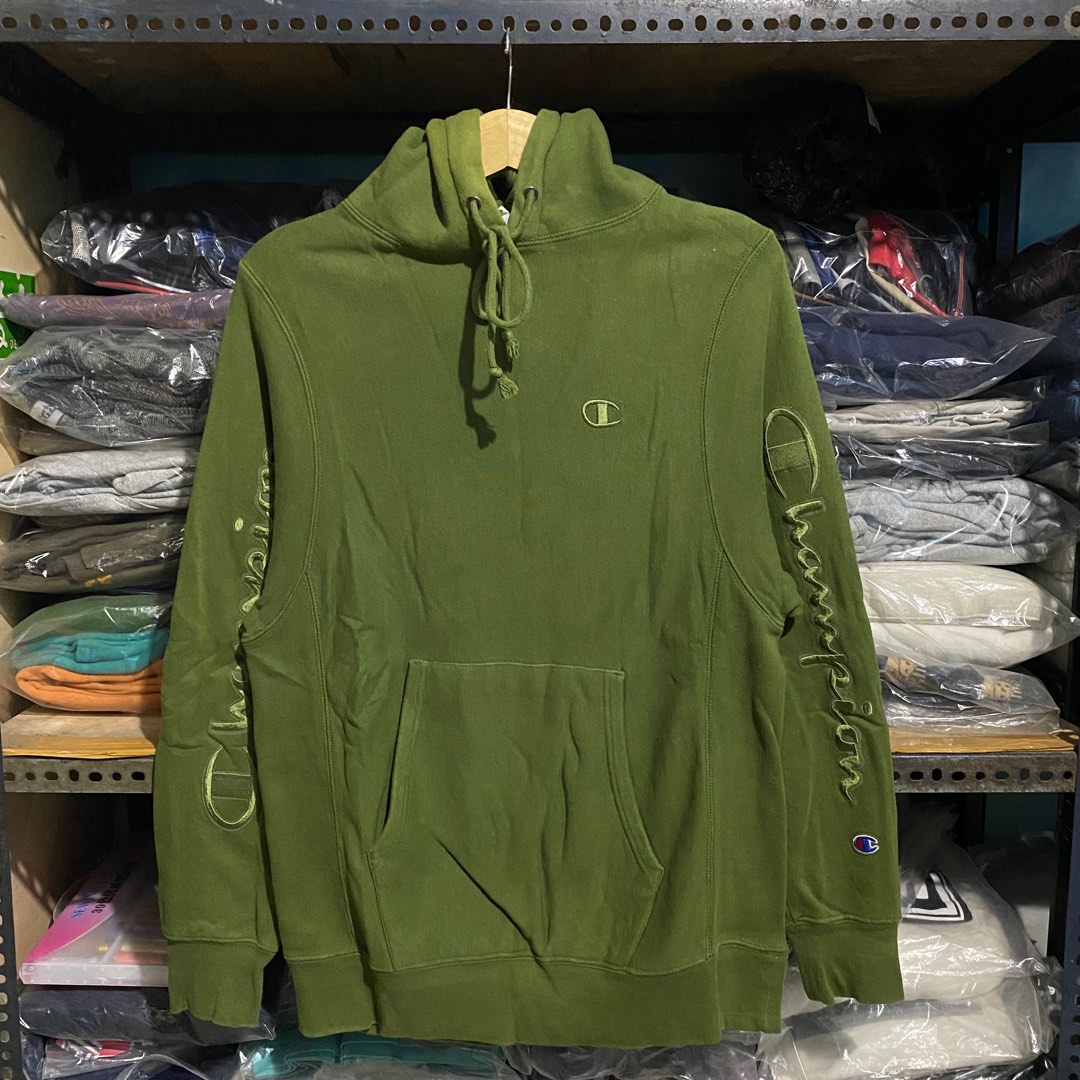 Champion Reverse Weave Script Sleeve Hoodie Hijau Size S 72x51 Minor ...