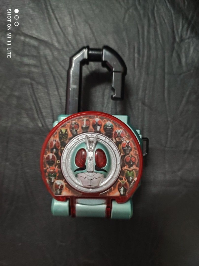 Dx showa lockseed, Hobbies & Toys, Toys & Games on Carousell