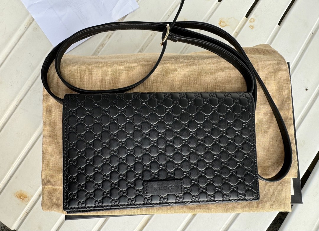 Gucci Wallet On Chain WOC, Luxury, Bags & Wallets on Carousell