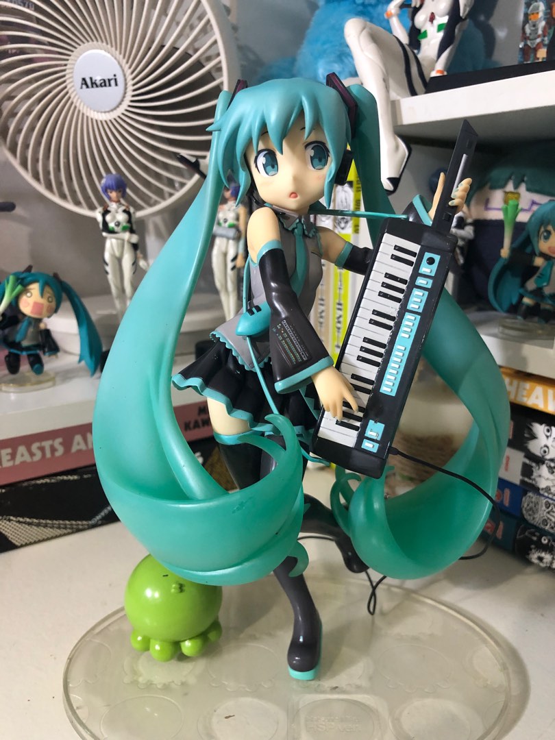 HSP Hatsune Miku ver. 1/7 scale figure TRADED, Hobbies & Toys, Toys ...