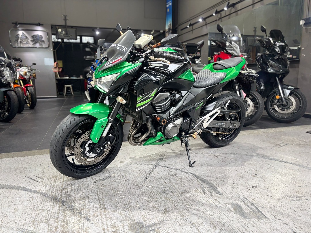 KAWASAKI Z800, COE TILL DEC 2030, Motorcycles, Motorcycles for Sale, Class 2 on Carousell