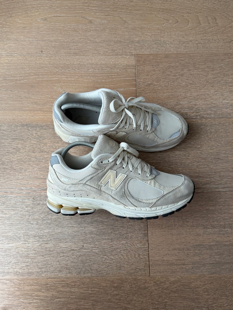 New Balance 2002r Beige, Men's Fashion, Footwear, Sneakers on Carousell