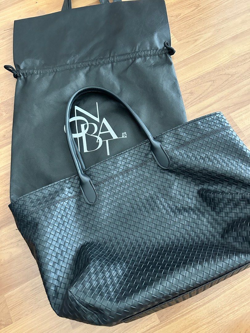 Nobat Wavy Tote Bag in Black, Women's Fashion, Bags & Wallets, Tote ...