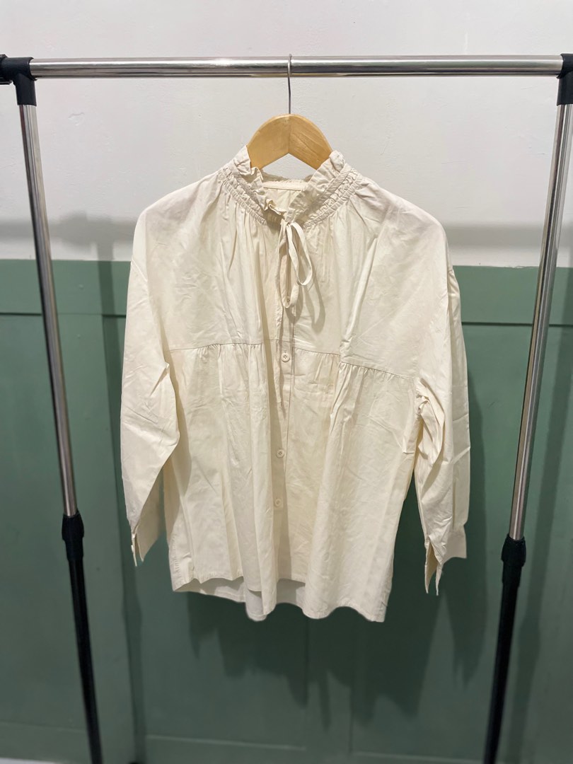 Prelove kemeja cewe soft yellow, Fesyen Wanita, Pakaian Wanita, Atasan ...