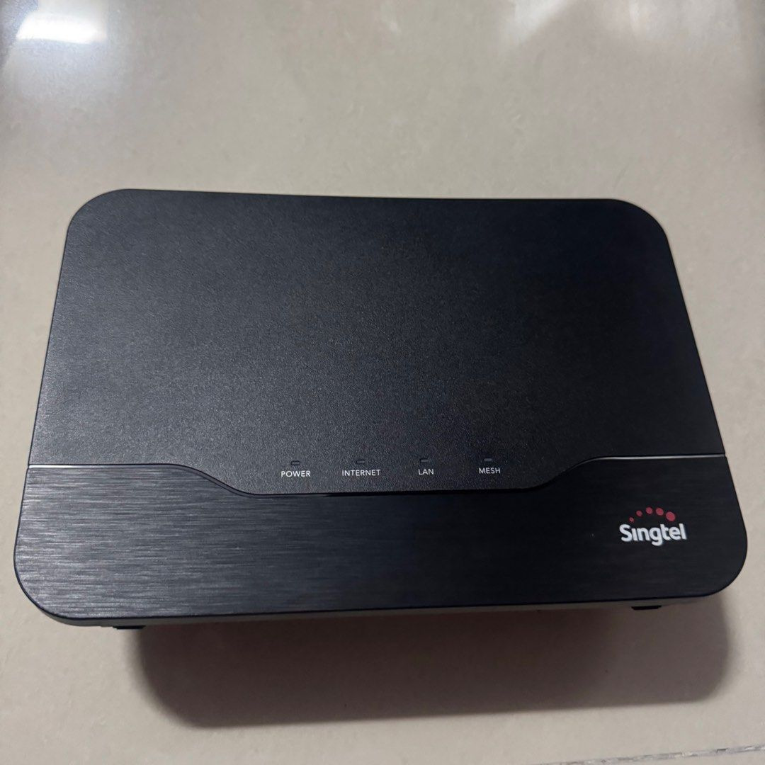 Singtel Wireless Mesh Router in working condition, Computers & Tech ...