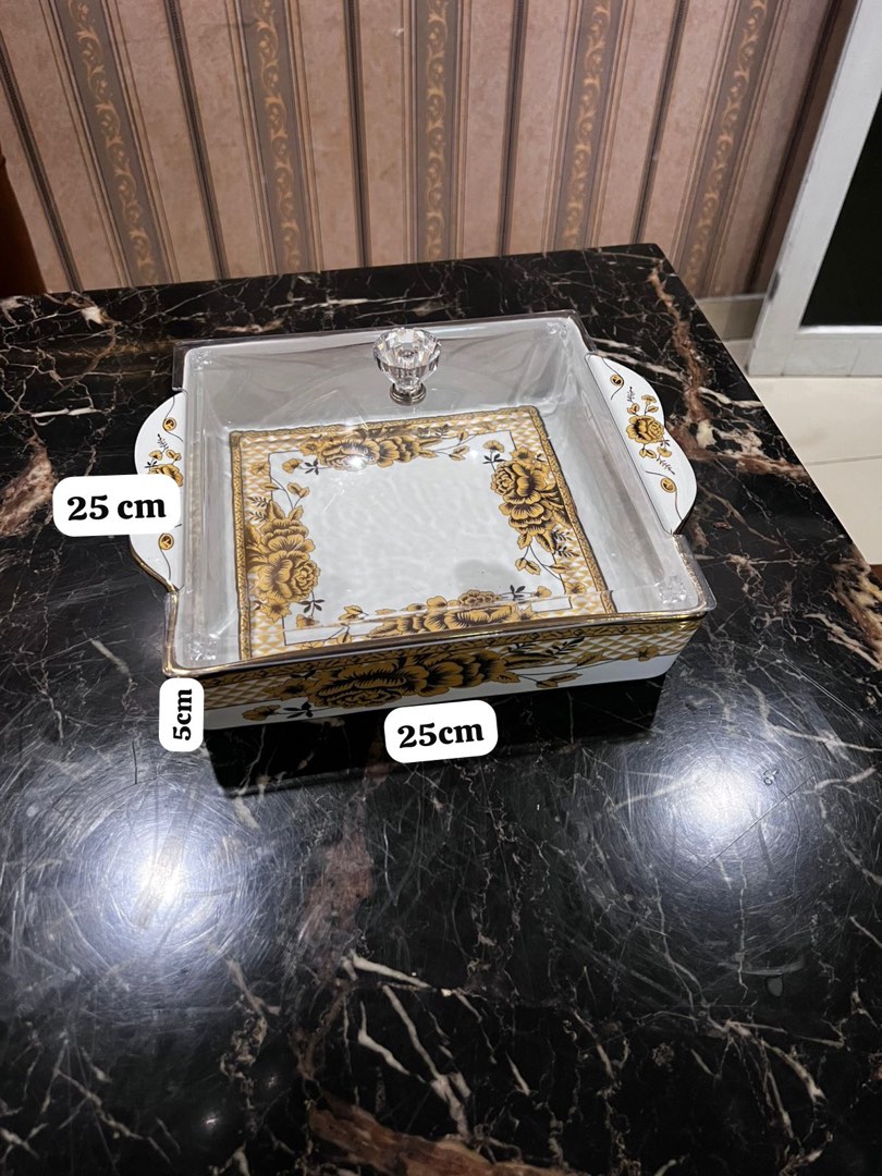 Square cake plate tempat kue vicenza keramik, Kitchen & Appliances di ...