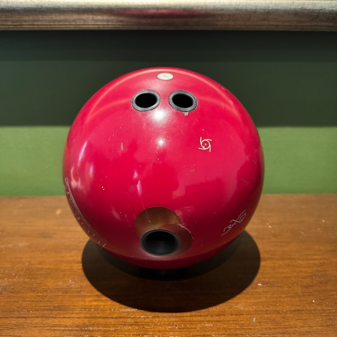 Storm Solid Lock Solid Reactive 14LBS for sale, Sports Equipment, Sports & Games, Billiards ...