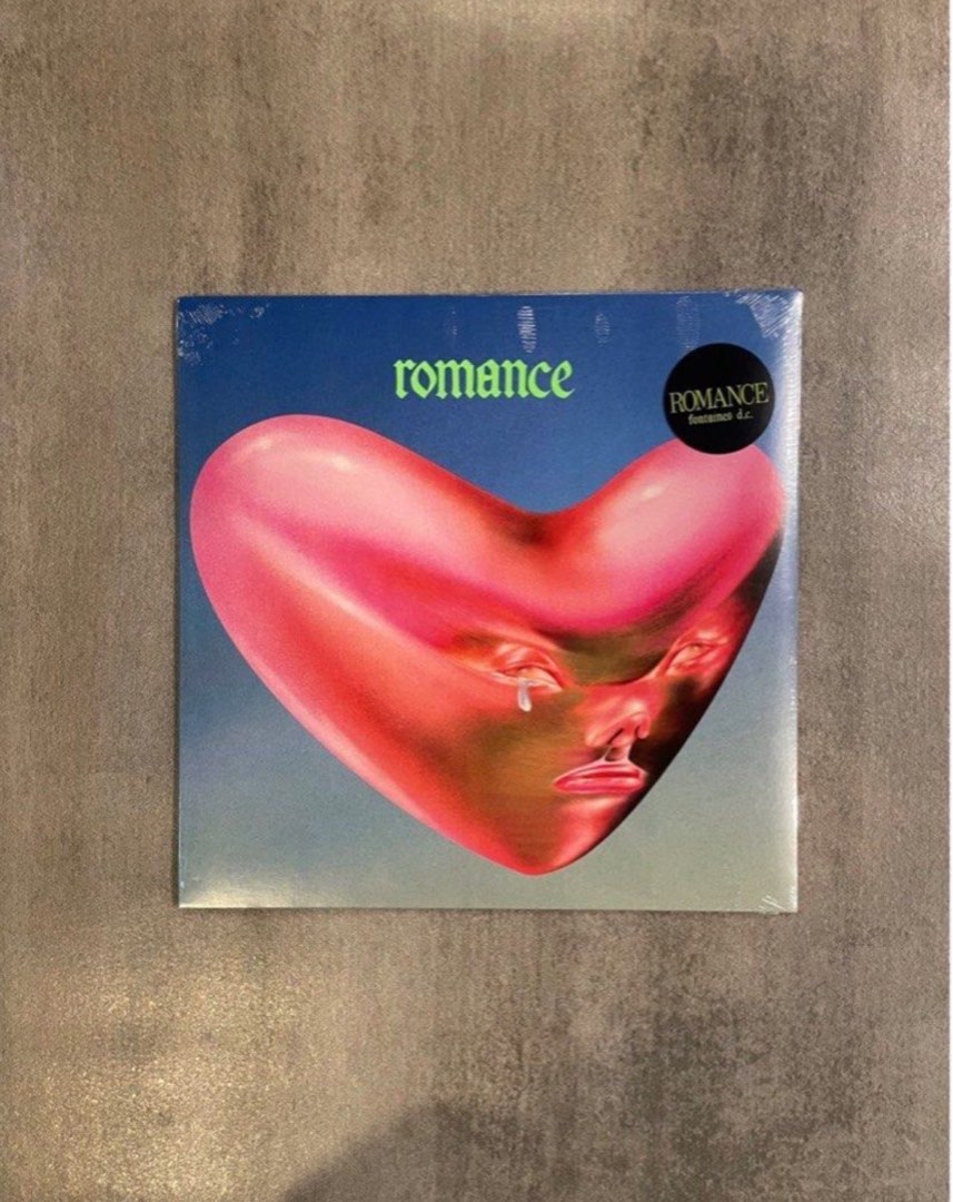 VINYL FONTAINES DC - ROMANCE, Musik & Media, CD, DVD & Lainnya di Carousell