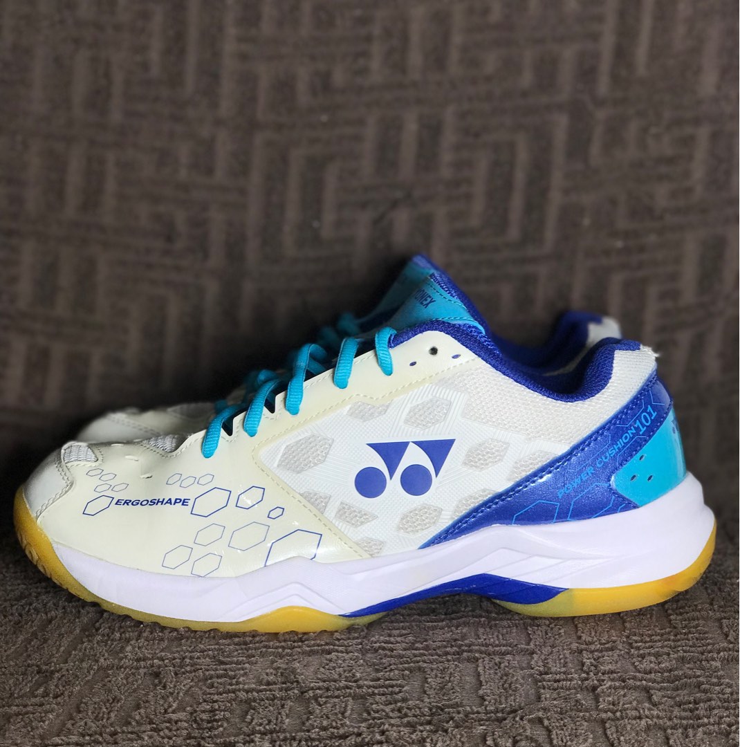 Yonex Power Cushion 101, Men's Fashion, Footwear, Sneakers on Carousell