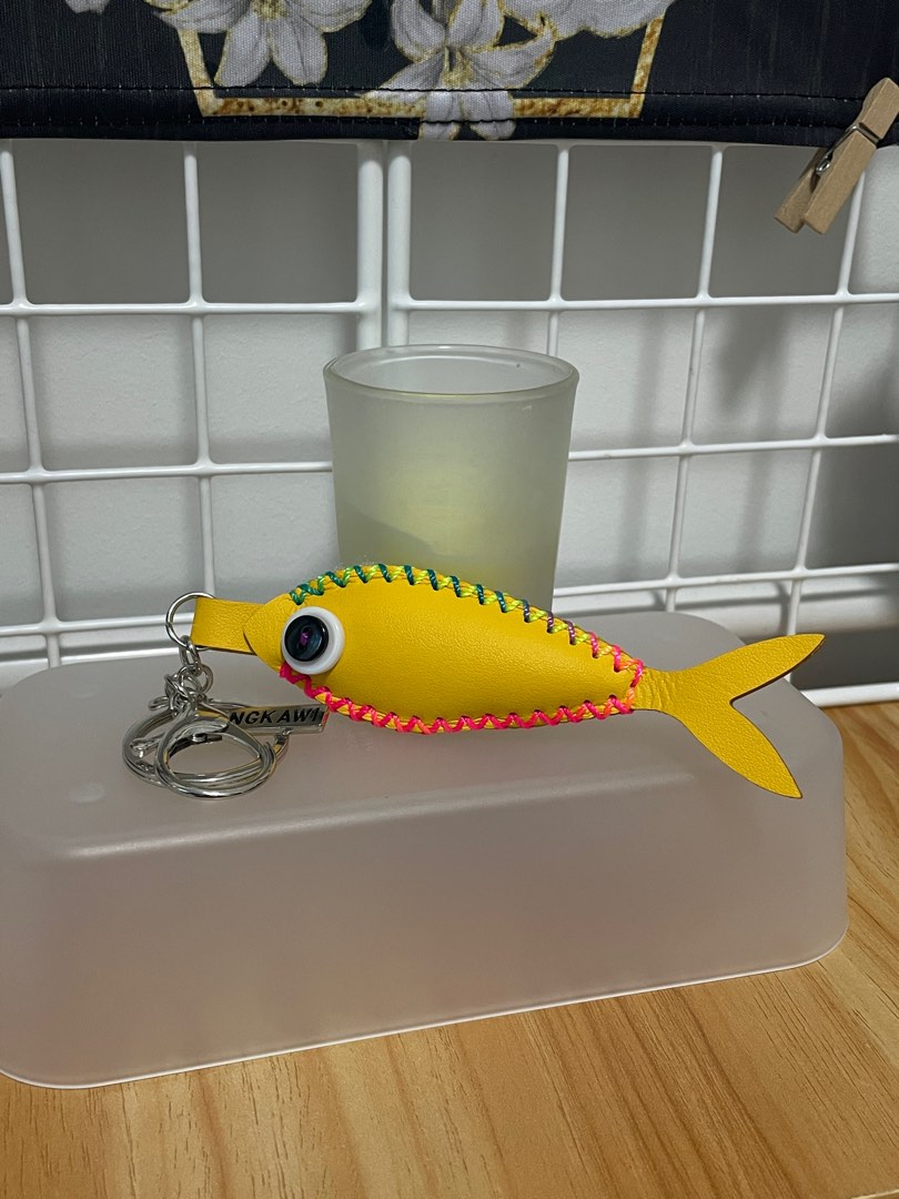 [$3] Yellow Derpy Fish Keychain, Hobbies & Toys, Toys & Games on Carousell