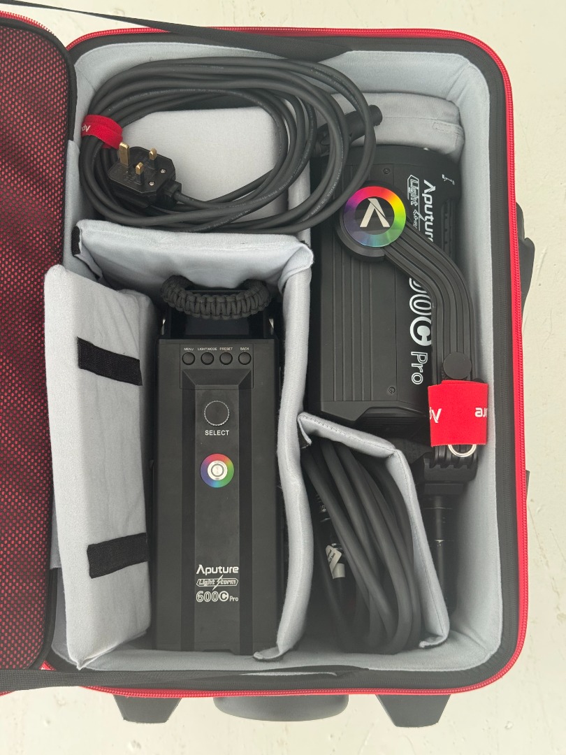 Aputure 600c Pro (Backup light, rarely used. Save over 10,800 HKD, New ...