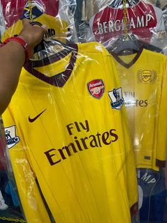 Arsenal 2007/08 Away Kit, Men's Fashion, Activewear on Carousell