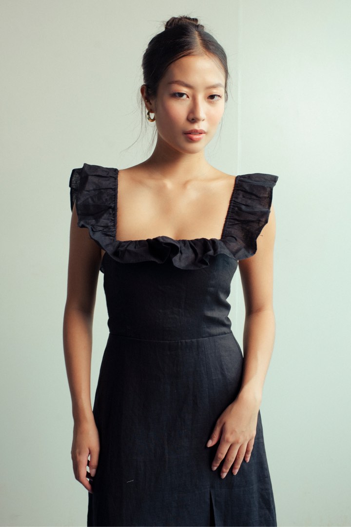 Caramel Monster Diane Midi Dress in Black, Women's Fashion, Dresses ...