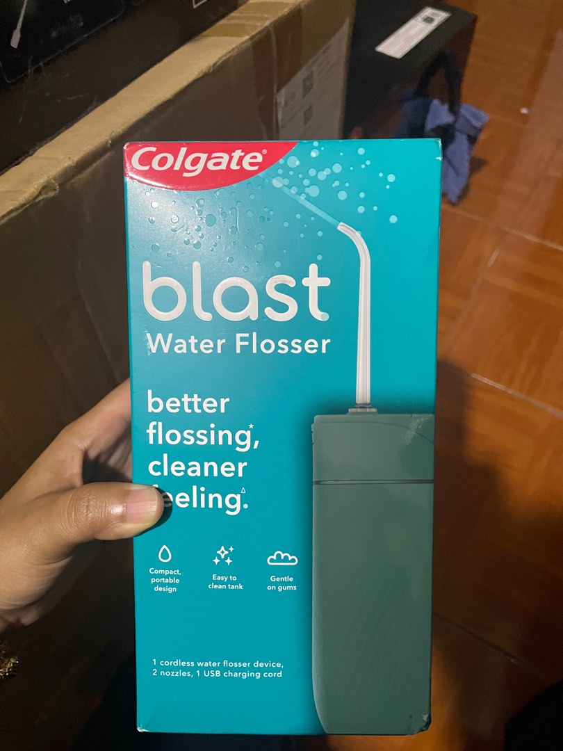 Colgate water flosser, Beauty & Personal Care, Oral Care on Carousell
