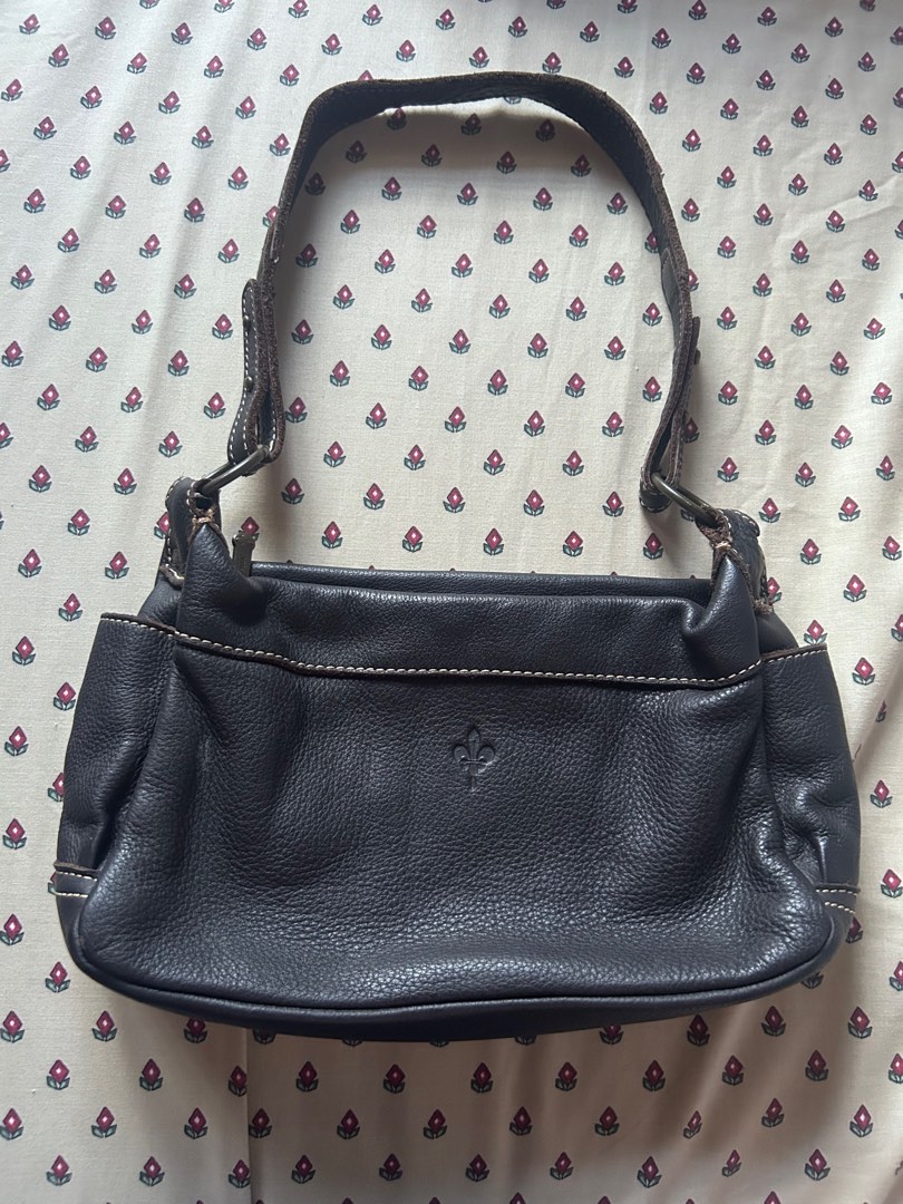 Country hide black leather shoulder bag, Women's Fashion, Bags ...