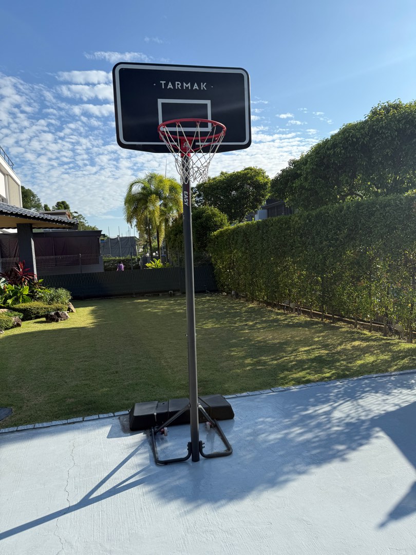 Freestanding Adjustable basketball neg, Sports Equipment, Sports ...
